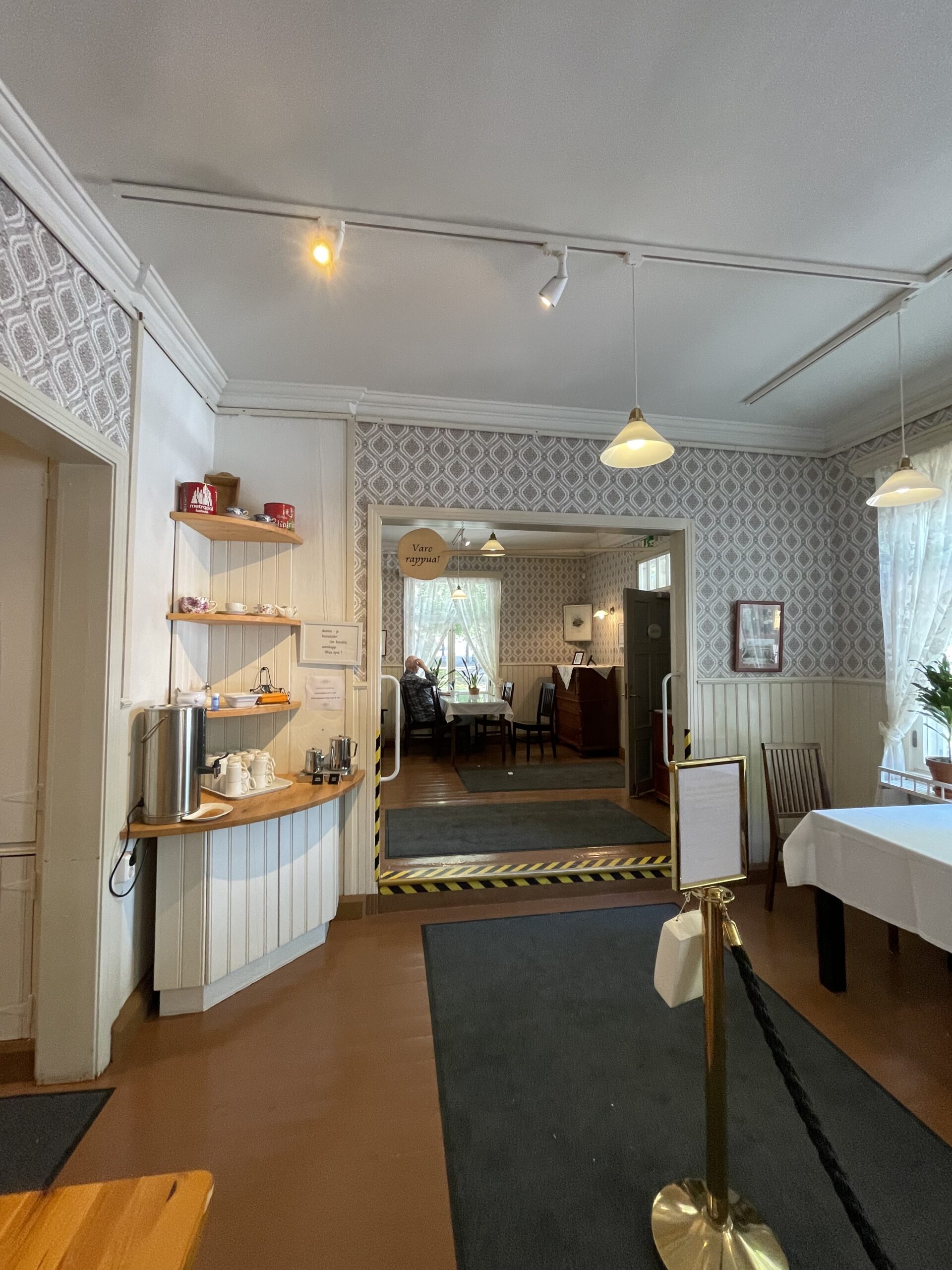 タンペレおすすめのカフェ Kahvila Amurin Helmi 行ってみたよ – kozuhouse
